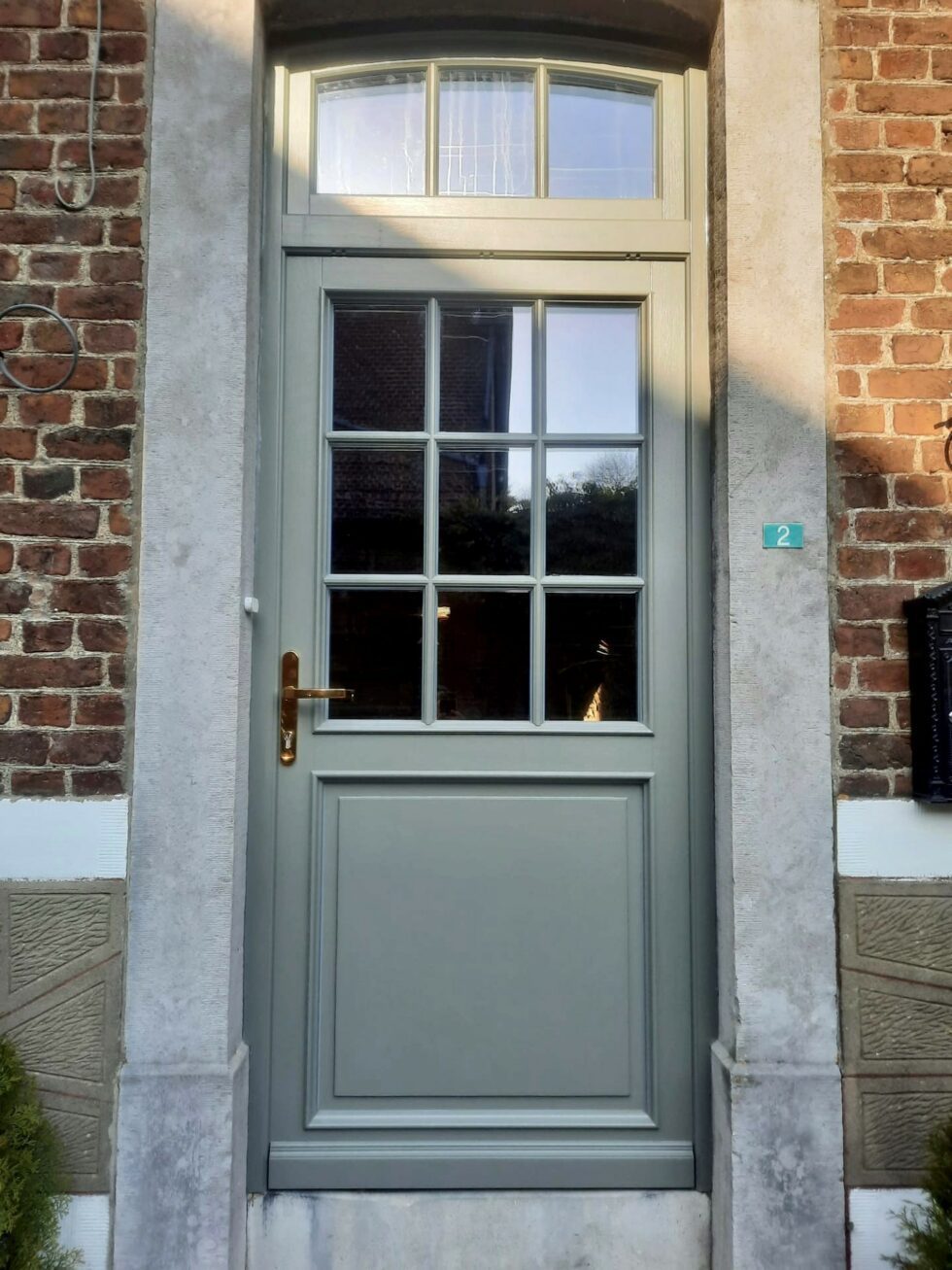 SCID : Chassis, portes et fenêtres en Belgique : pose et installation